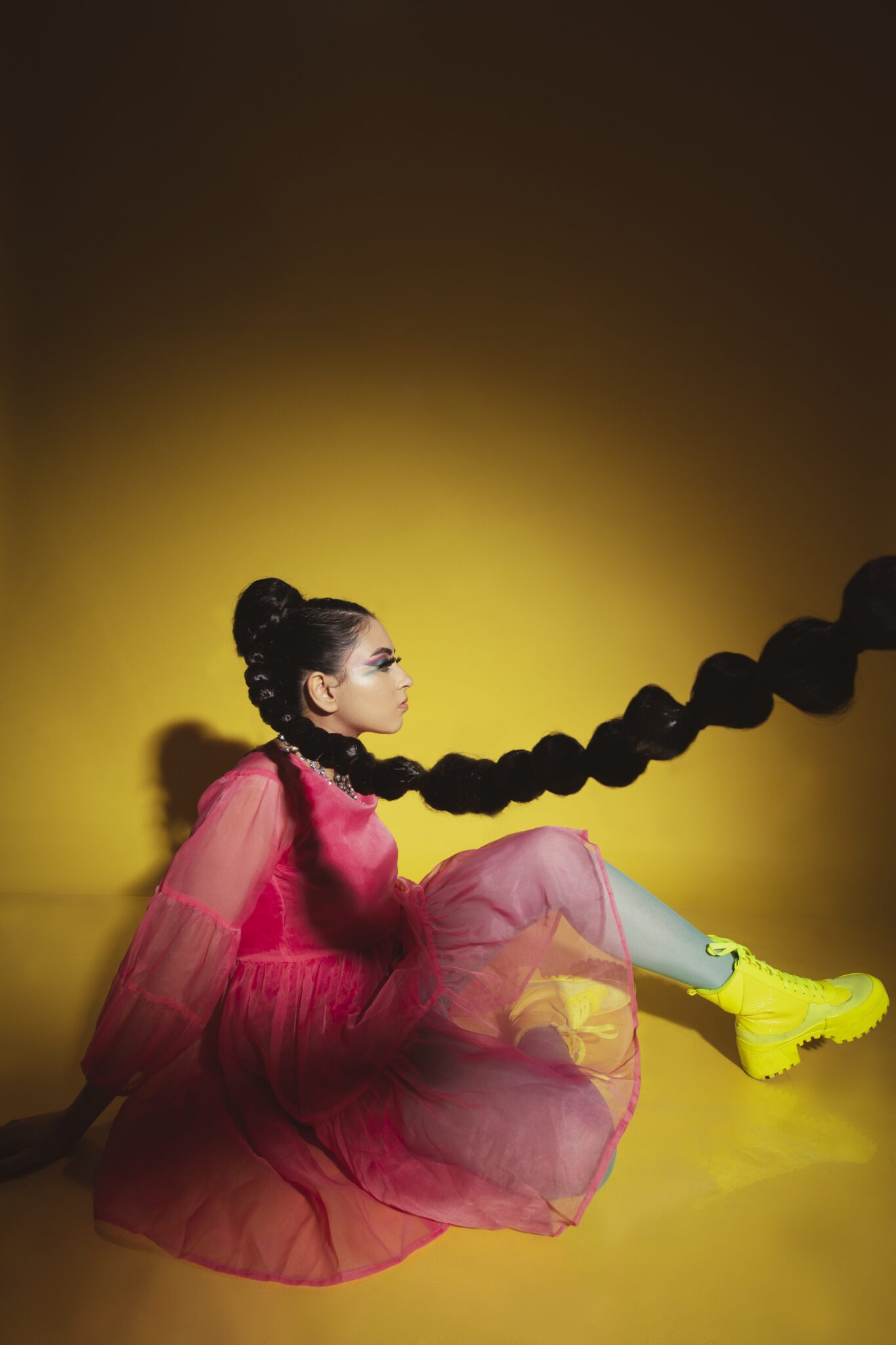 Komorebi Builds Hypnotic Soundscapes With Her Latest EP, "The Fall"